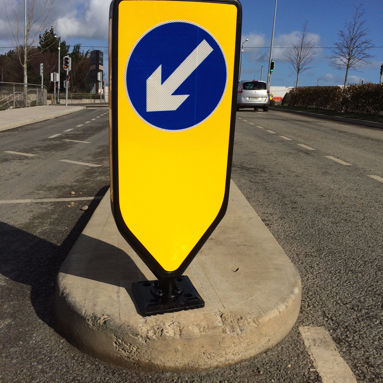 Evo-N Bollard - PWS Signs